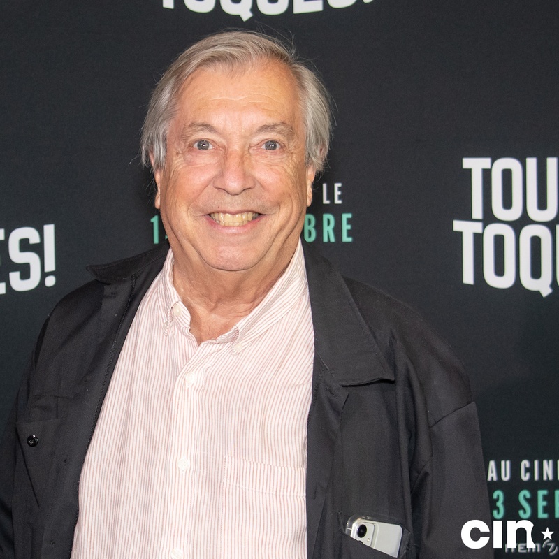 PHOTOS : L'équipe du film Tous Toqués! défile sur le tapis rouge ...